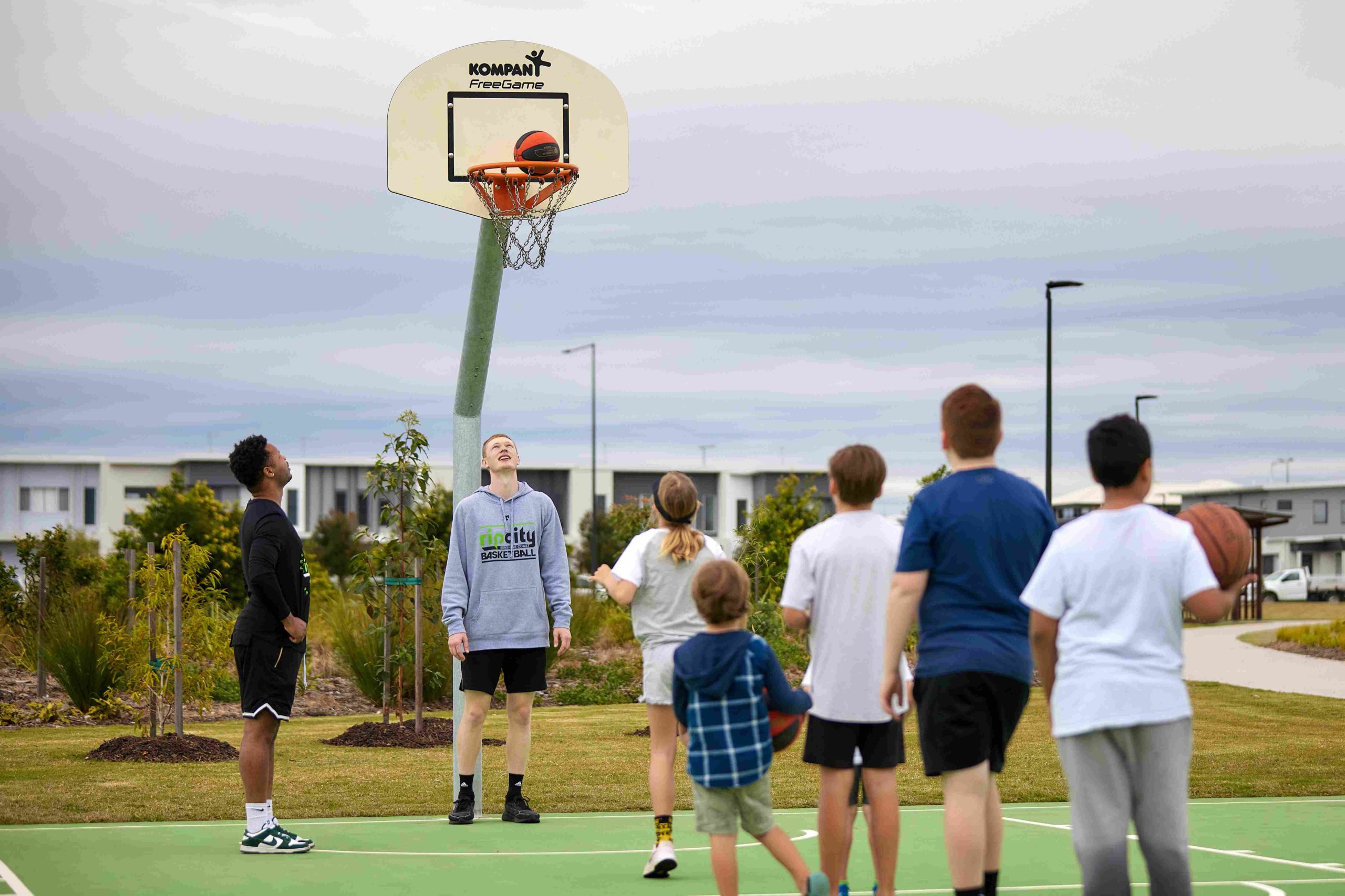Sunshine Coast Basketball Group Welcomes Community Funding Boost | AVID